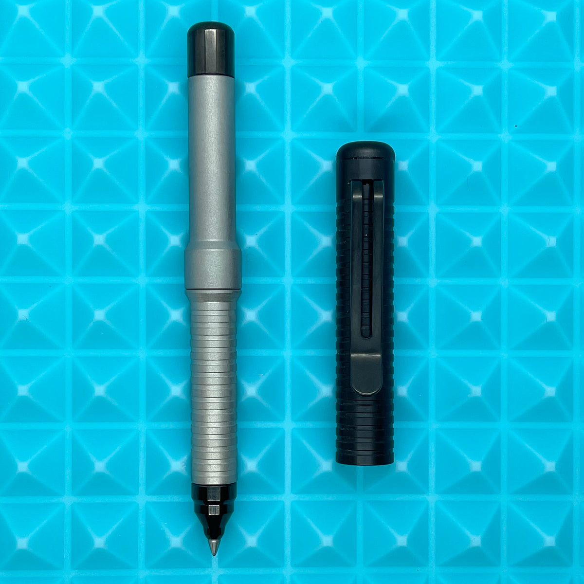 Roady Prototype: Titanium Grip & Barrel, Black Poly Cap – Spoke Design